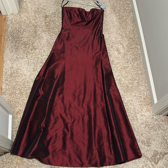 bebe | Dresses | Bebe Dress Size 4 Has Been Worn A Few Times | Poshmark